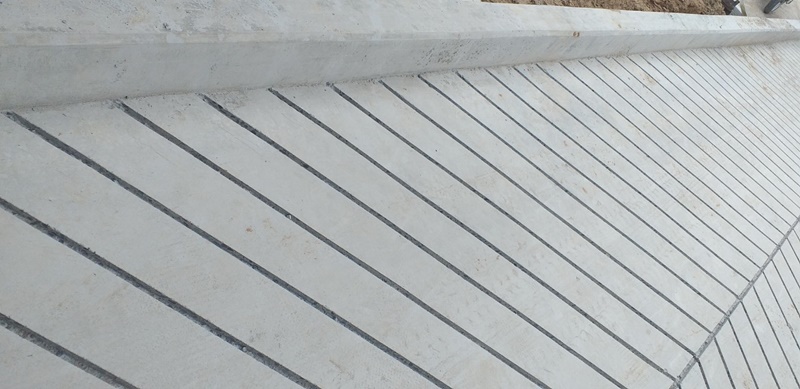 Cắt rãnh ramp dốc chống trượt 0978159289 Dân cắt ramp chuyên nghiệp