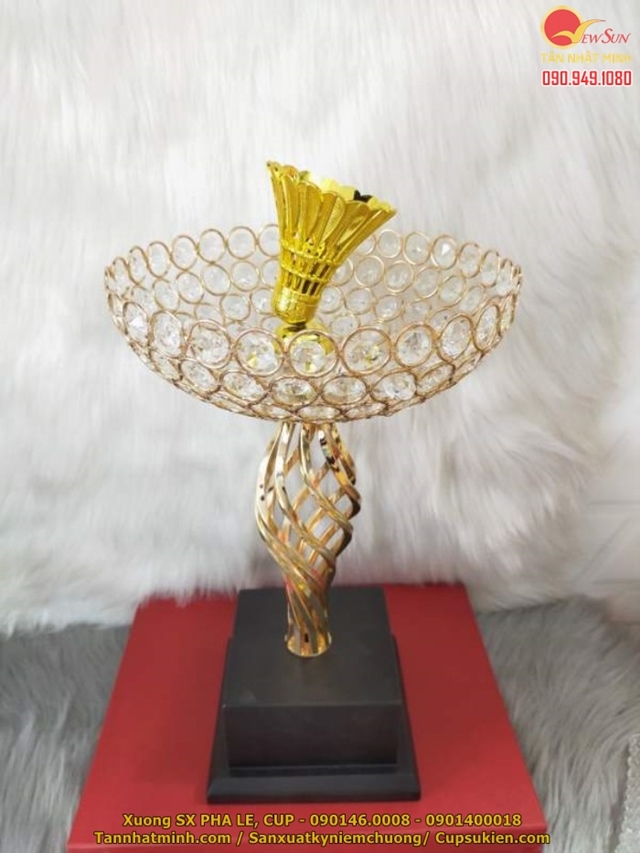 Cúp Cầu Lông, Đặt Làm Rẻ - Tân Nhật Minh Quận 10